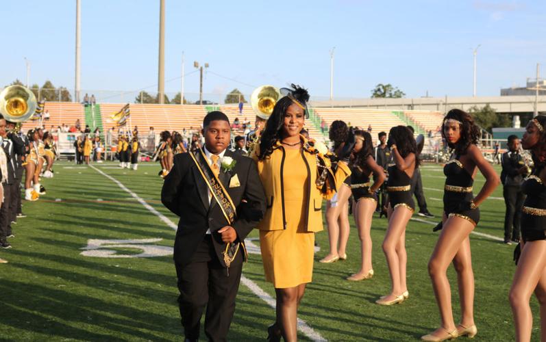 Homecoming 2017: Eleanor McMain presents its royalty | Education | nola.com