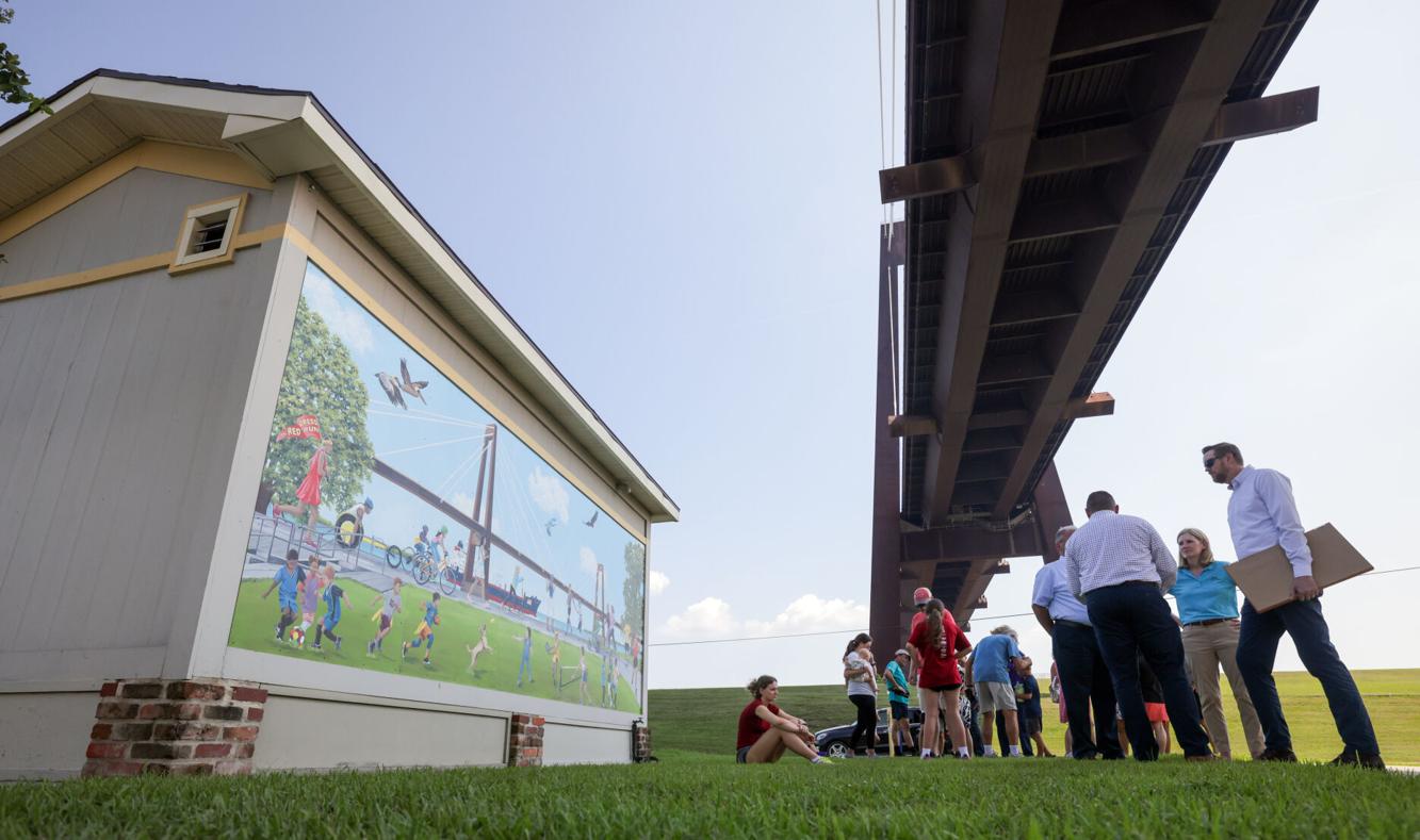 Photos: St. Charles Parish unveils mural at West Bank Mississippi River ...