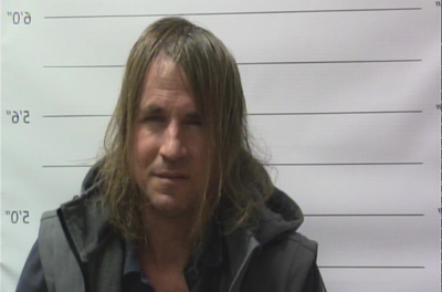 Former model, actor Dean Kelly jailed on probation violation | Crime ...