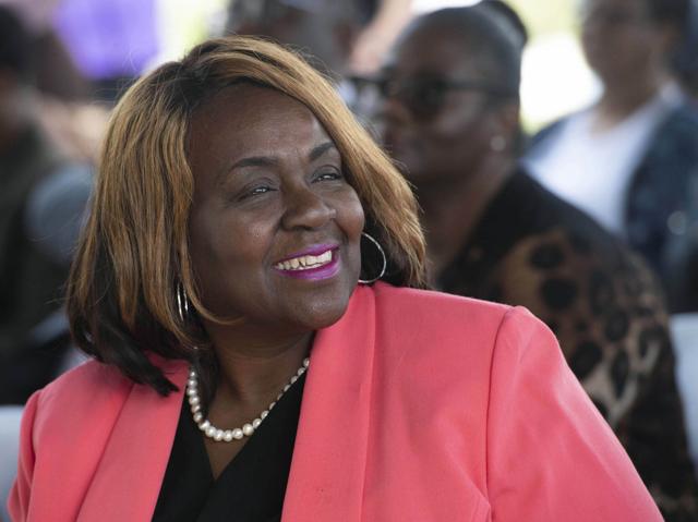 State Sen. Stewart Cathey apologizes to Sen. Regina Barrow | Local ...