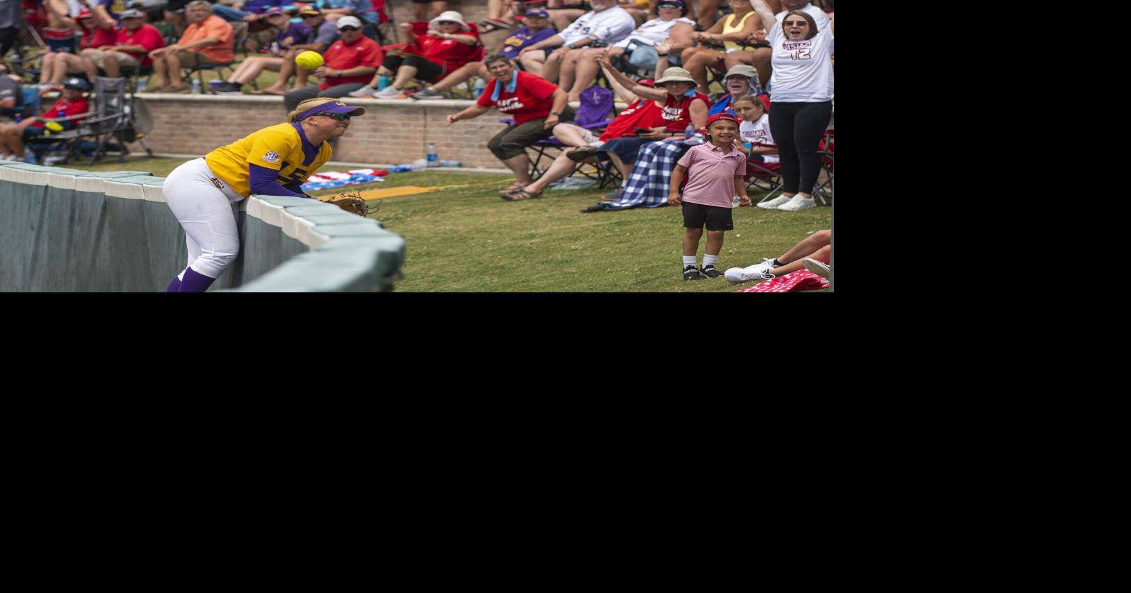 Cajuns rally to beat LSU twice in regional championship round, advance ...