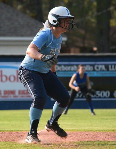 Quick-fielding pitcher Missy Clark helps Northshore to 6-5A softball ...