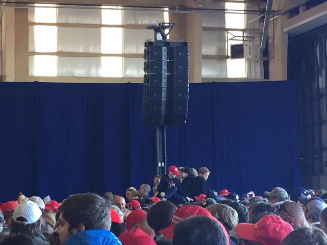Photos: 1,000s turn out for Donald Trump, big-name politicians at Baton ...