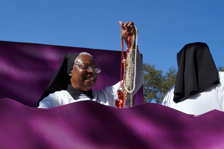 Femme Fatale parade honors New Orleans nuns with float | Archive | nola.com