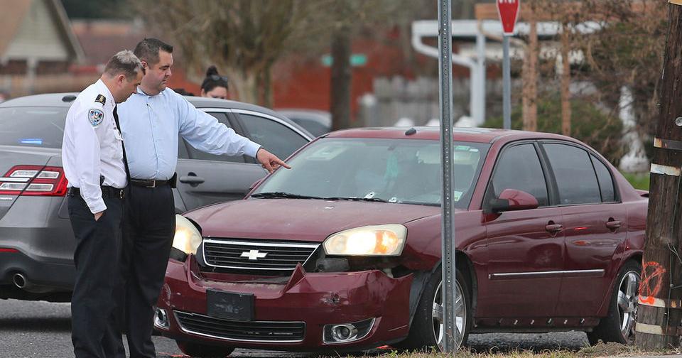 Man shot by deputy after crashing into JPSO vehicles in Marrero ...