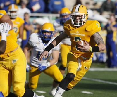 Lions’ leader Bryan Bennett shows toughness through injuries | Sports ...