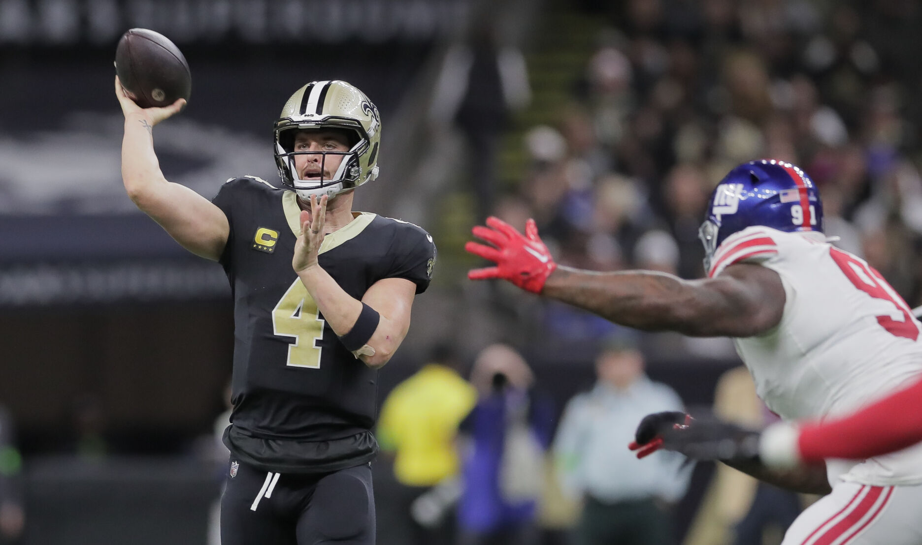 Derek Carr responds to Mardi Gras float that roasted him | Saints ...