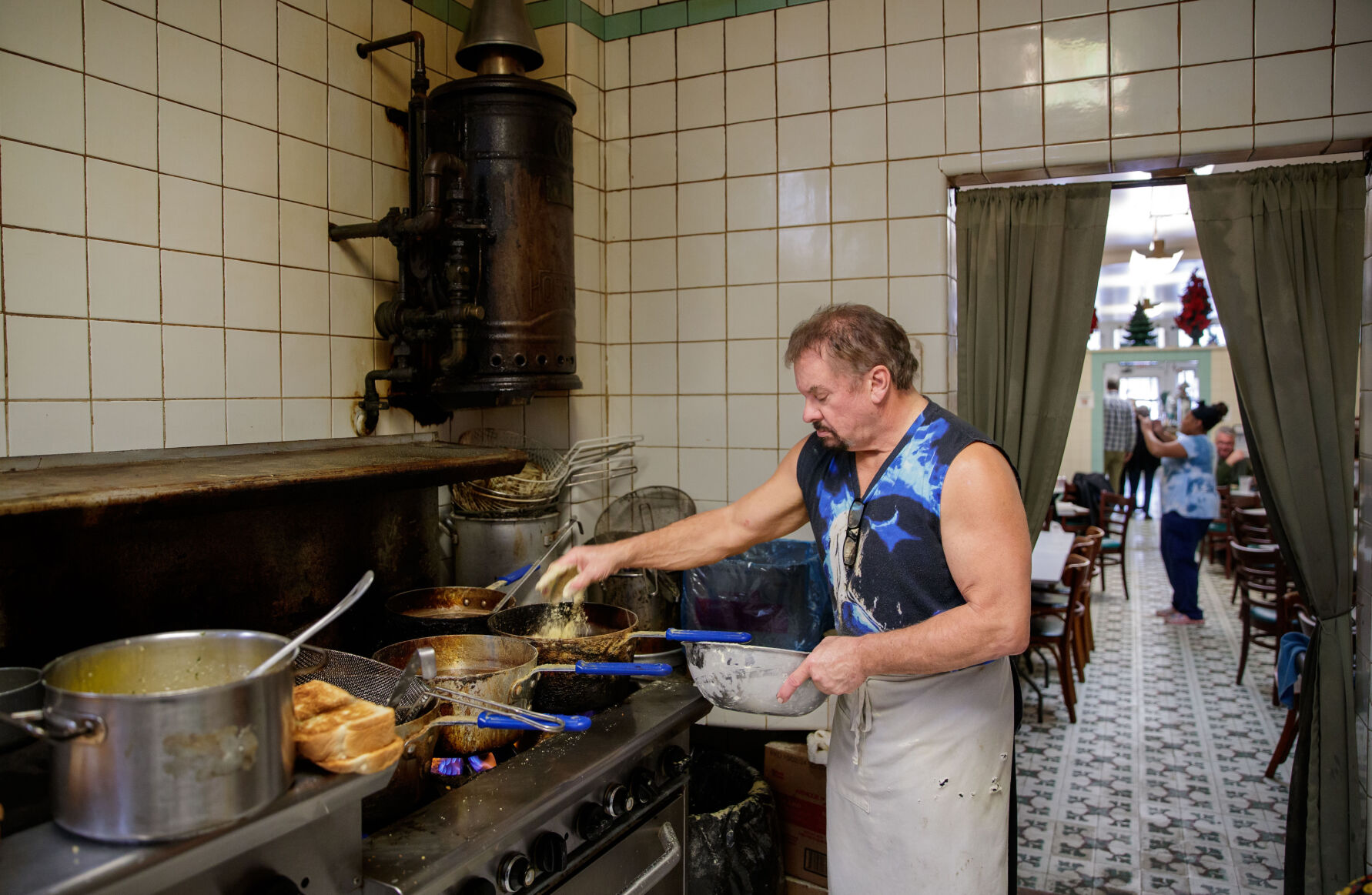 See photos: Awe shucks, it's Casamento's | Photos | nola.com