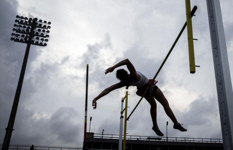 Poni Tu'uta of Curtis wins Sugar Bowl Classic shot put title; Ursuline ...