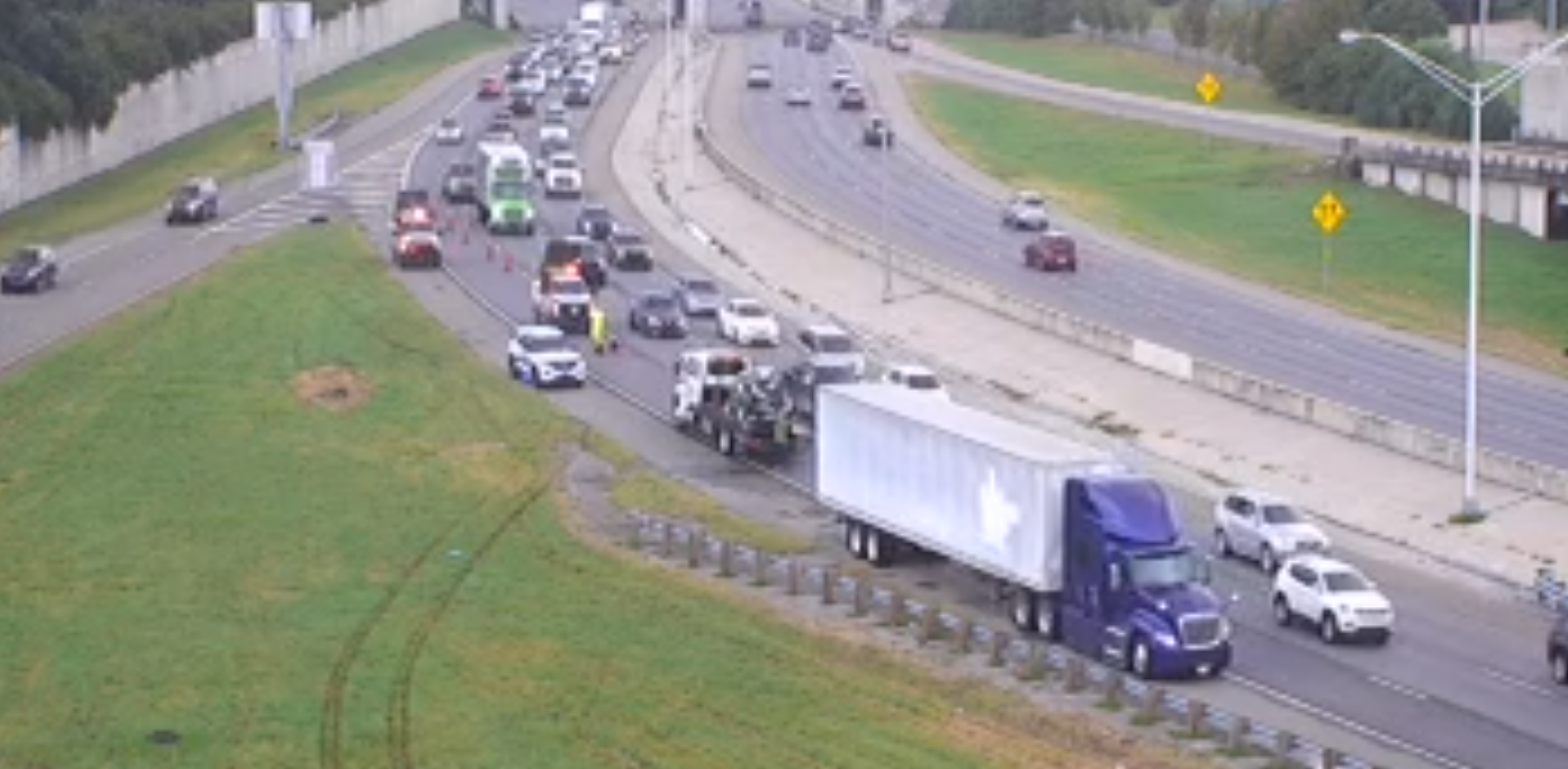 All I-10 lanes at I-610 temporarily closed due to crash | Crime/Police ...