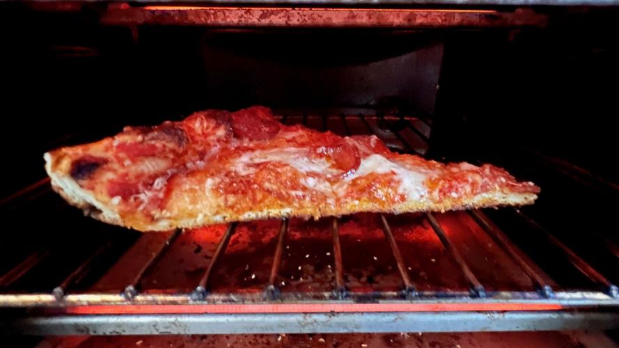 Il Supremo pizza and pasta is a find in Old Metairie LA | Where NOLA ...