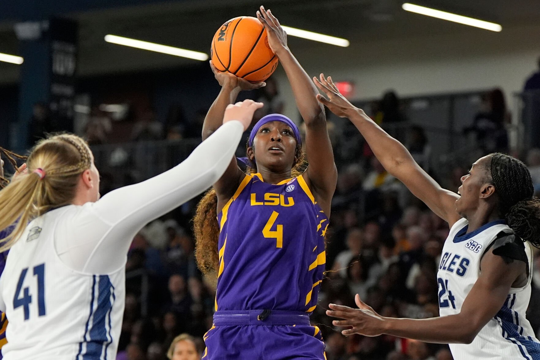 Flau’jae Johnson bounces back, leads LSU to win over Georgia | Womens ...