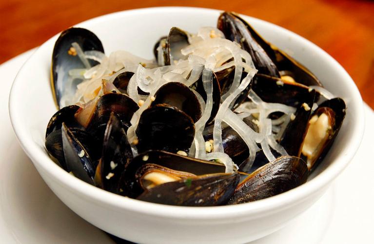 Do you remember Maurepas Foods? A lost New Orleans restaurant ...