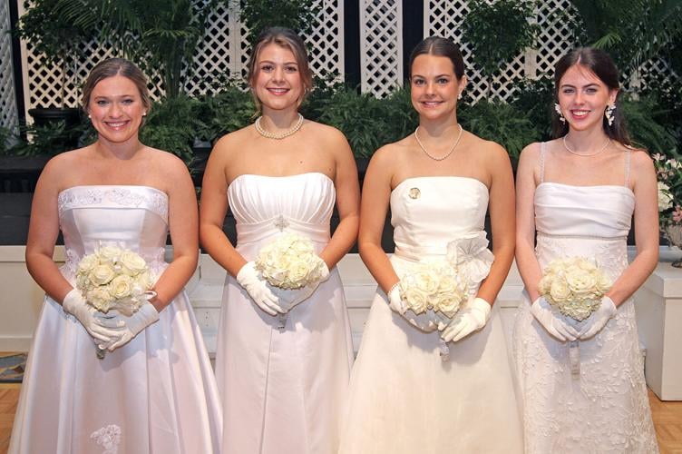 Nell Nolan: 25 young women presented at Le Début 2023 | Parties/Society ...