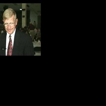 The charm of Lou Holtz, if there ever was any, wore off decades ago ...