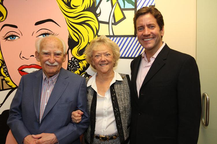 Lee Ledbetter & Associates hosts a cocktail party before Art for Arts ...