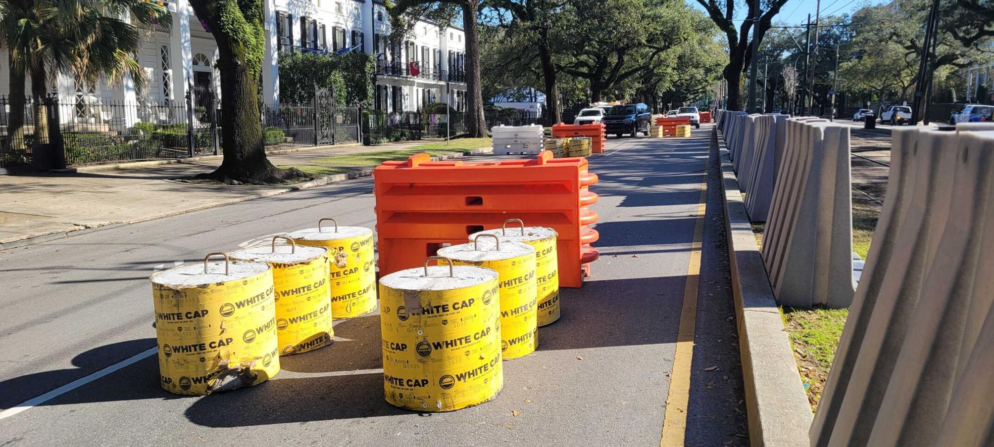 Nola Rex parade will run traditional route despite barriers | Mardi ...