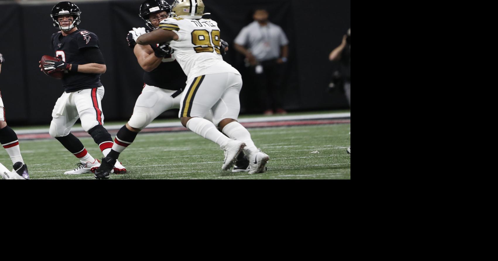 How Shy Tuttle's stiff-arm on Matt Ryan went viral -- in German: 'We ...