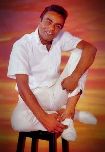 At 86, Johnny Mathis still loves to sing, still loves when fans give ...