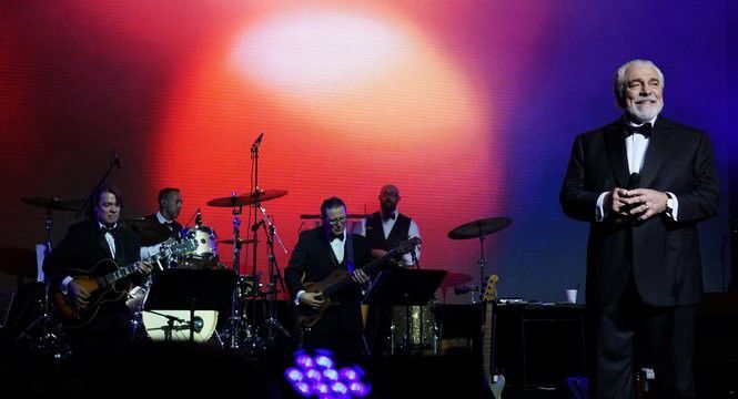 Ronnie Lamarque's dream concert bridges the gap across time | Music ...