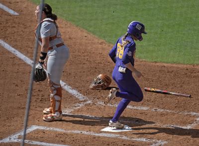 No. 3 LSU softball scores huge win over No. 2 Texas | LSU | nola.com