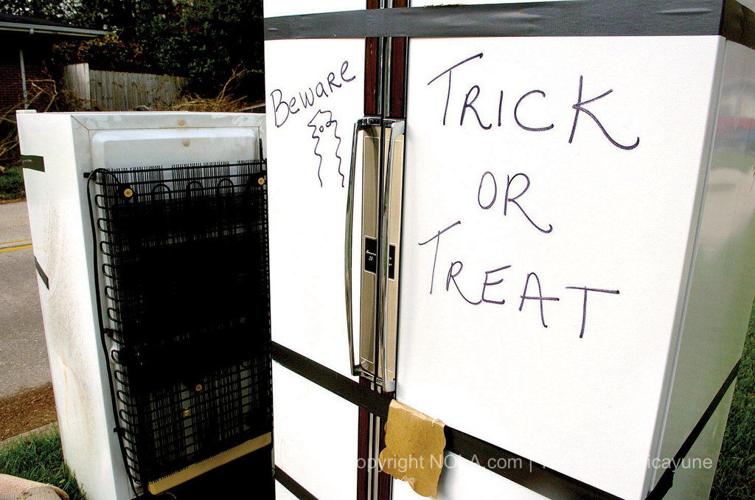 Katrina refrigerators: Pithy platforms for personal expression after ...