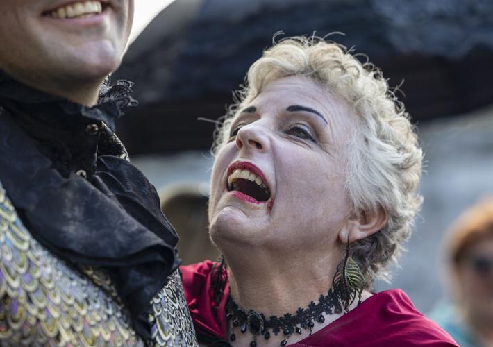 Anne Rice memorial second-line parade draws hundreds of vampire-loving ...