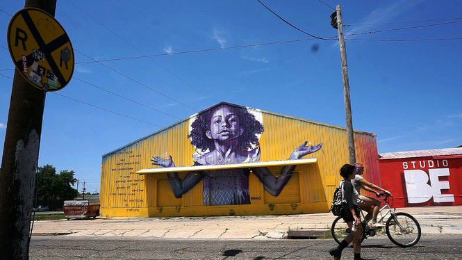 'Exhibit BE' artist Brandan Odums' newest mural brightens Bywater ...