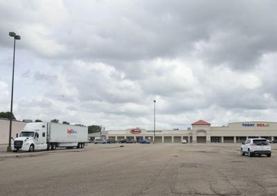 Guest column: To bring grocery stores, invest in customers | Guest ...