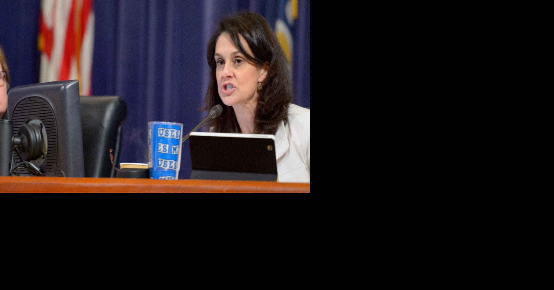 Amid strong opposition from city employees, Councilwoman Stacy Head ...