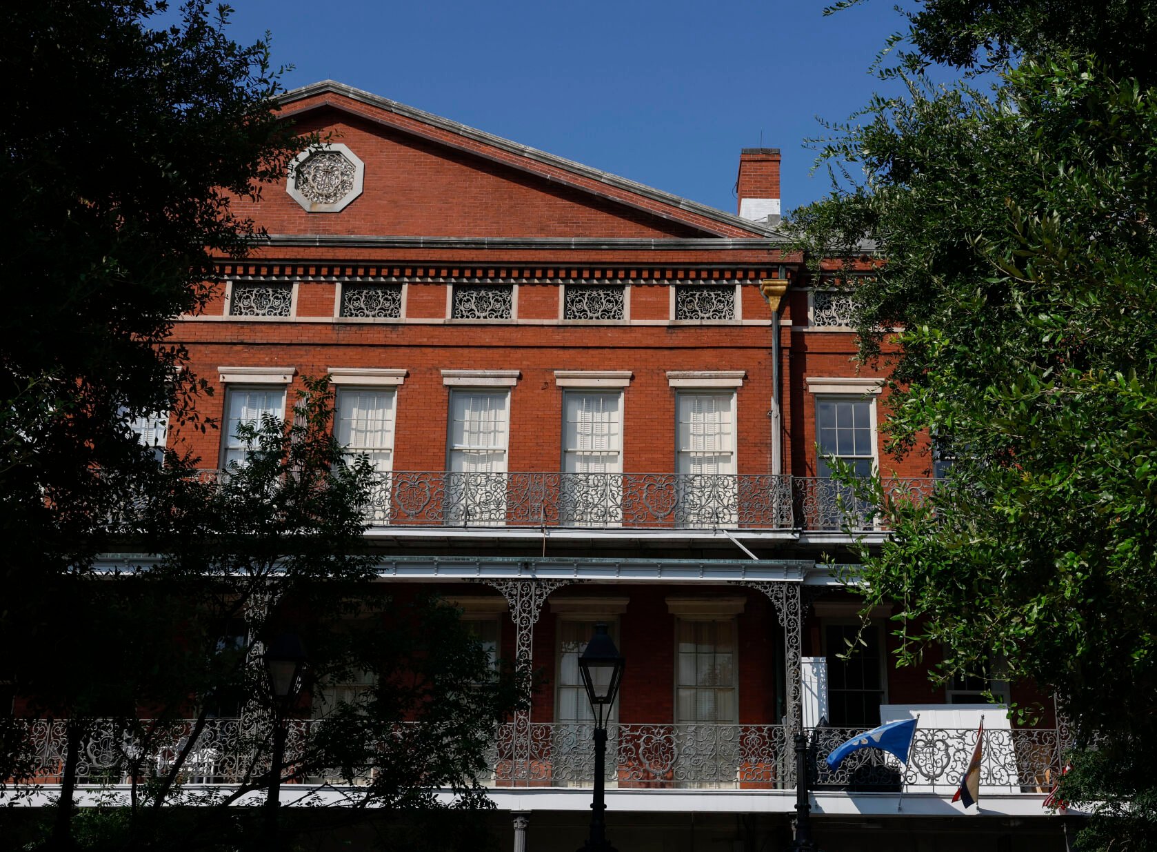 Upper Pontalba to be repaired but tenants have to move out | Business ...