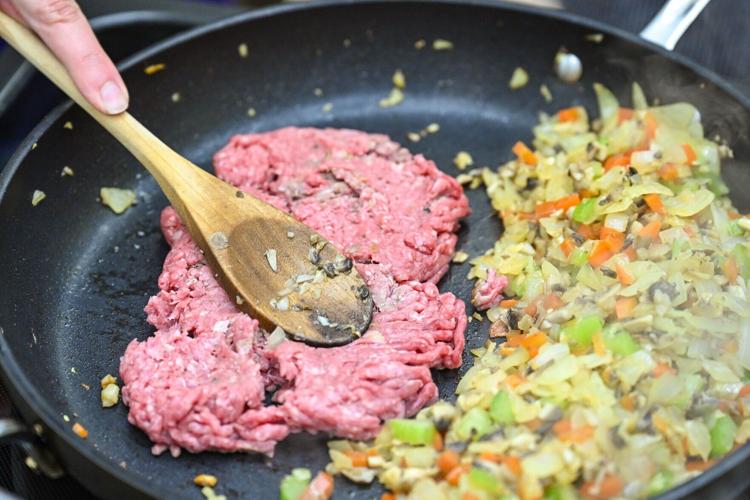 Culinary Medicine 101: Spaghetti, Meat, Lentils, Salad | Where NOLA ...