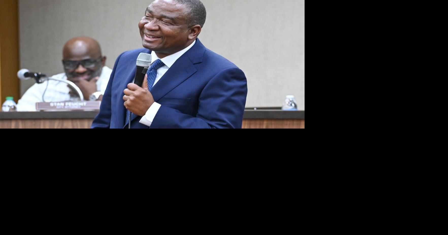 Cleo Fields town hall sees residents urge him to do more | Local ...