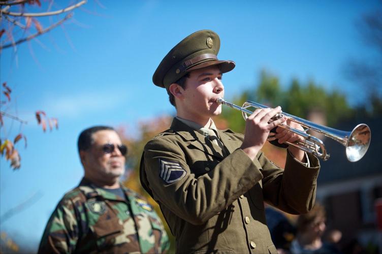 These 7 soldier homecoming videos will warm your heart this Veterans ...