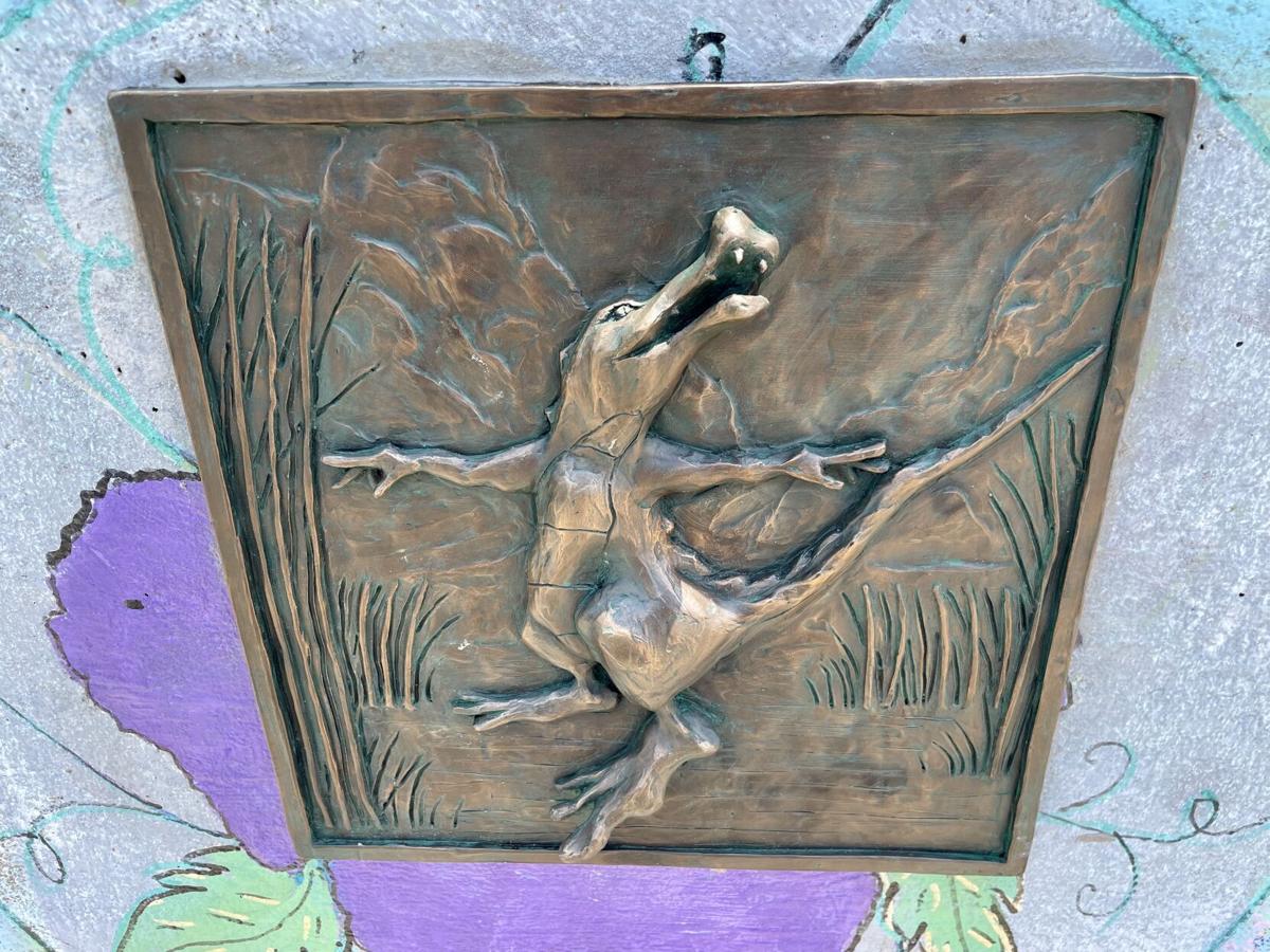 Dancing alligator art appears on Bayou St. John bridge | Arts | nola.com