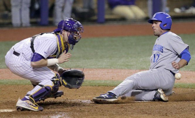 LSU's Paul Mainieri confident in Nick Coomes if Hunter Feduccia can't ...