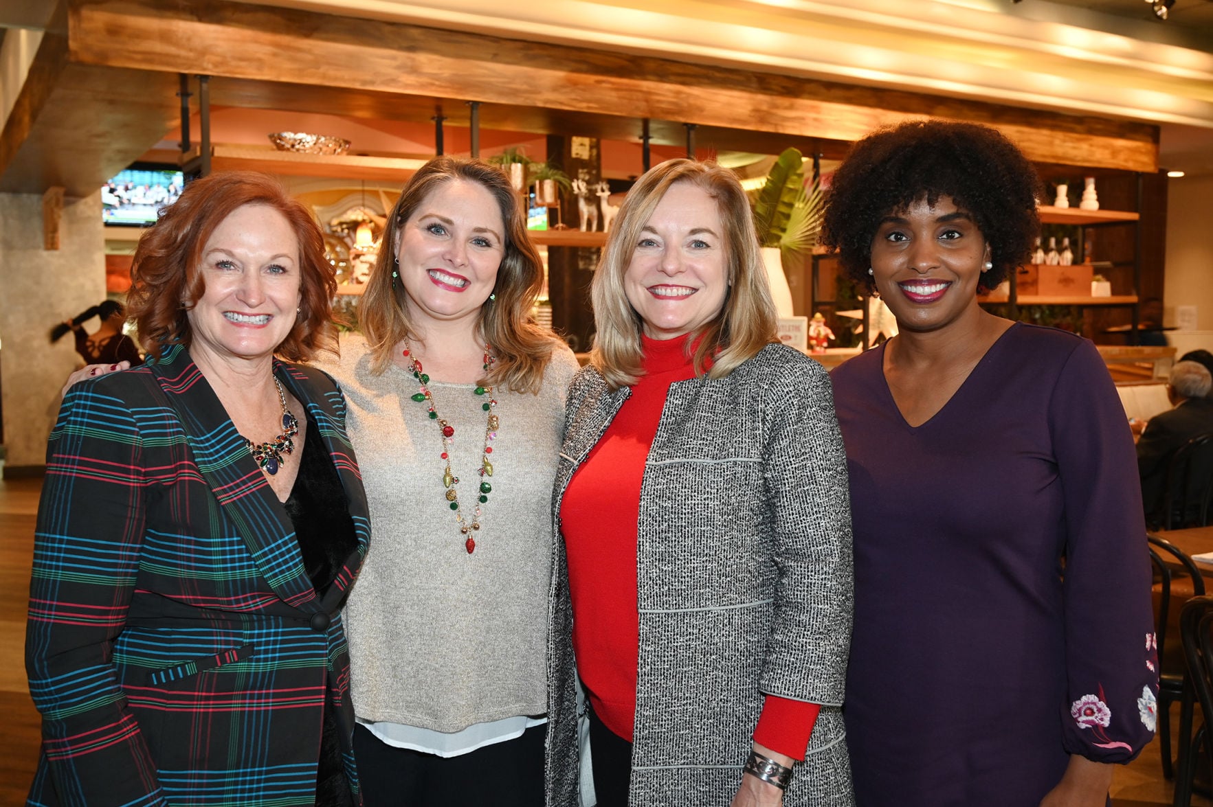 Party Central: 'Hats and Horses' gala, Sideline Pass luncheon | Parties ...