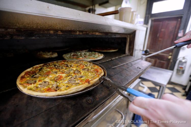 Theo's Pizza: Second stop on the Quest for the Readers Best pizza ...