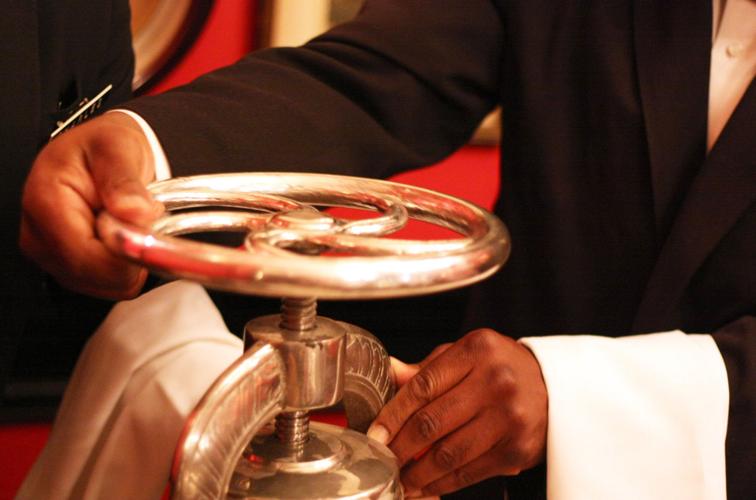 Duck, duck, blood: Dinner gets gory when Antoine's presses duck | Where ...