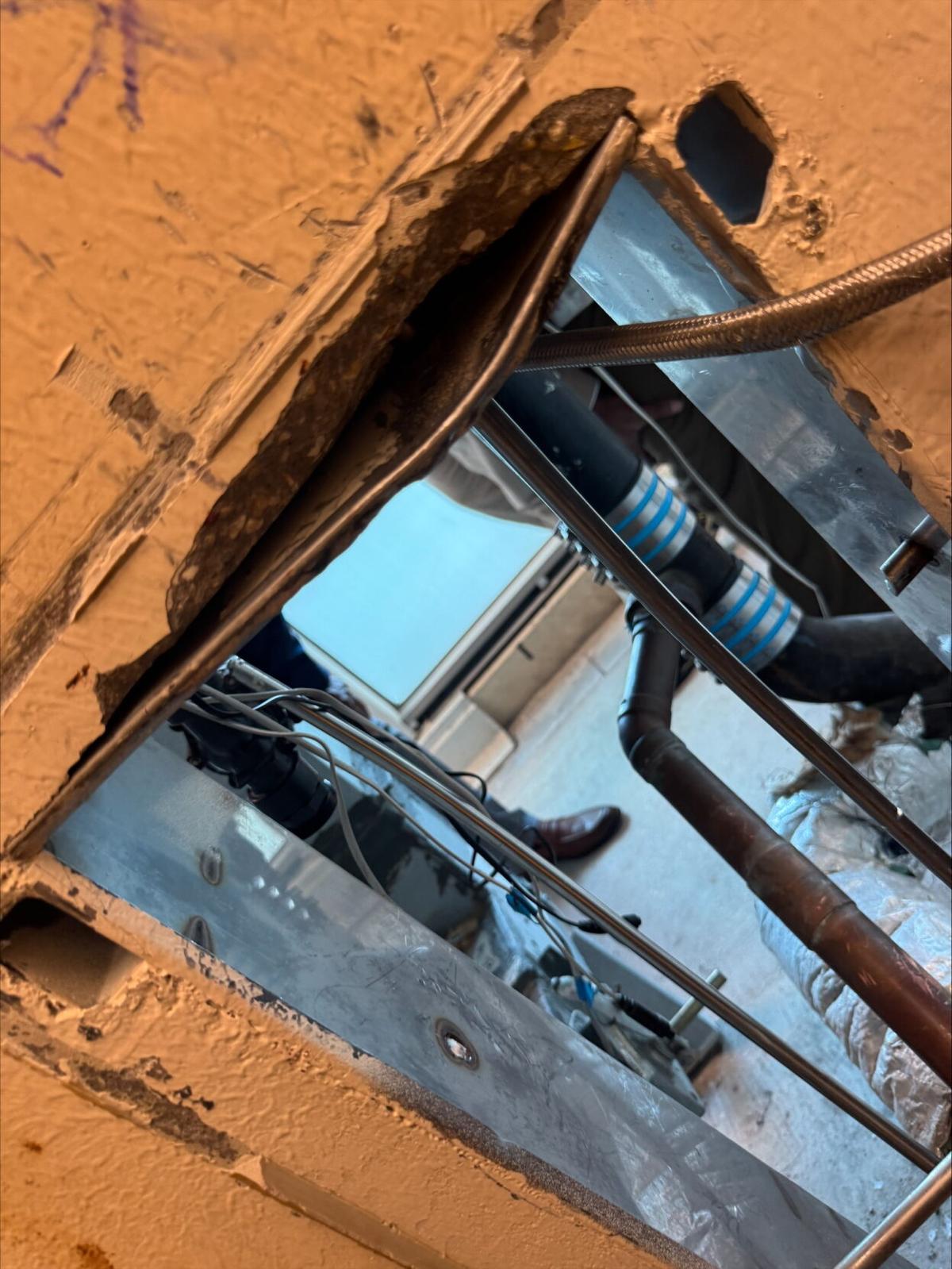 Photo shows escape route for New Orleans jail inmates | Crime/Police ...