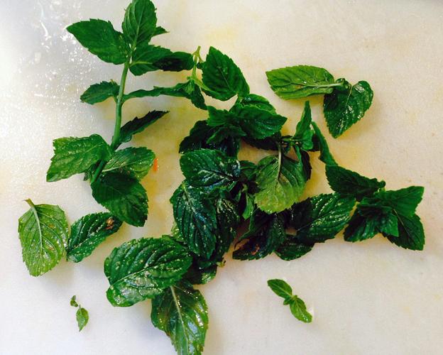 Mint makes cooling summer beverages, drinks and dishes | Where NOLA ...