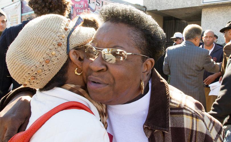 Lawyer for cop who shot Henry Glover: Classifying death a homicide ...
