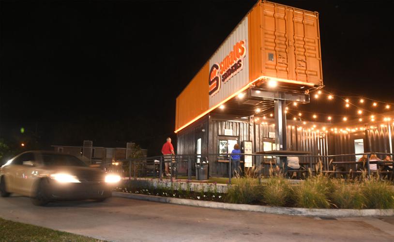 Drew Brees-owned burger spot Smalls Sliders OK'd in Metairie ...