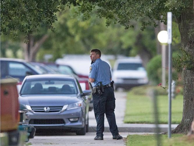 Kenner SWAT team responds to report of armed man barricaded in ...