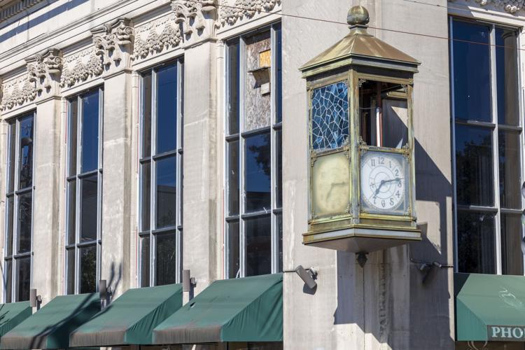 Whitney Bank Building On Oak Street In New Orleans Sold Business News