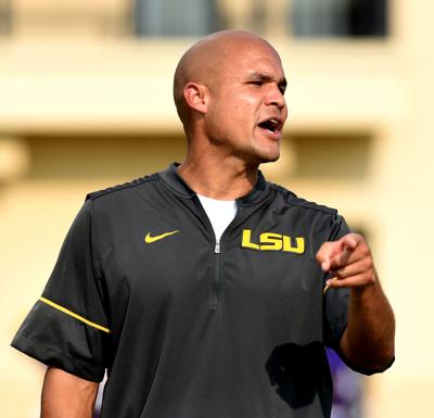 Rabalais: Dave Aranda coolly handling the many challenges of forging ...