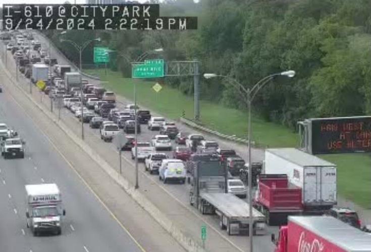 1 killed in crashed that closed I-610 West in New Orleans | News | nola.com