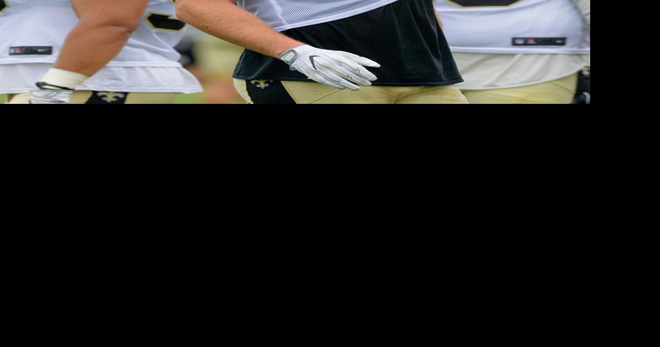 'Surreal moment': Saints' Mitchell Loewen rushes to help driver in ...