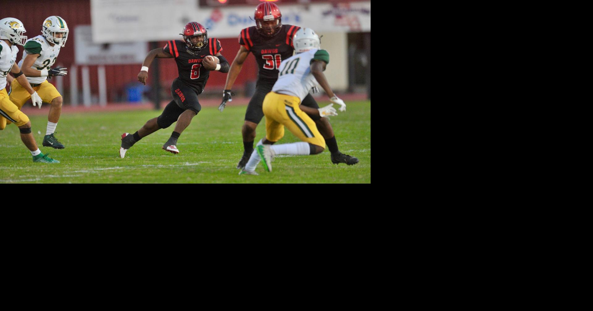 Fontainebleau, Iverson Celestine dominate Walker in 54-34 win | St ...