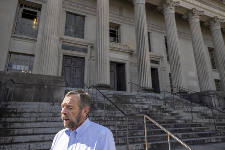 DA Jason Williams wins delay over possible release of long-serving ...